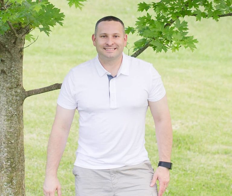 Alan's Factory Outlet - Alan Bernau Jr