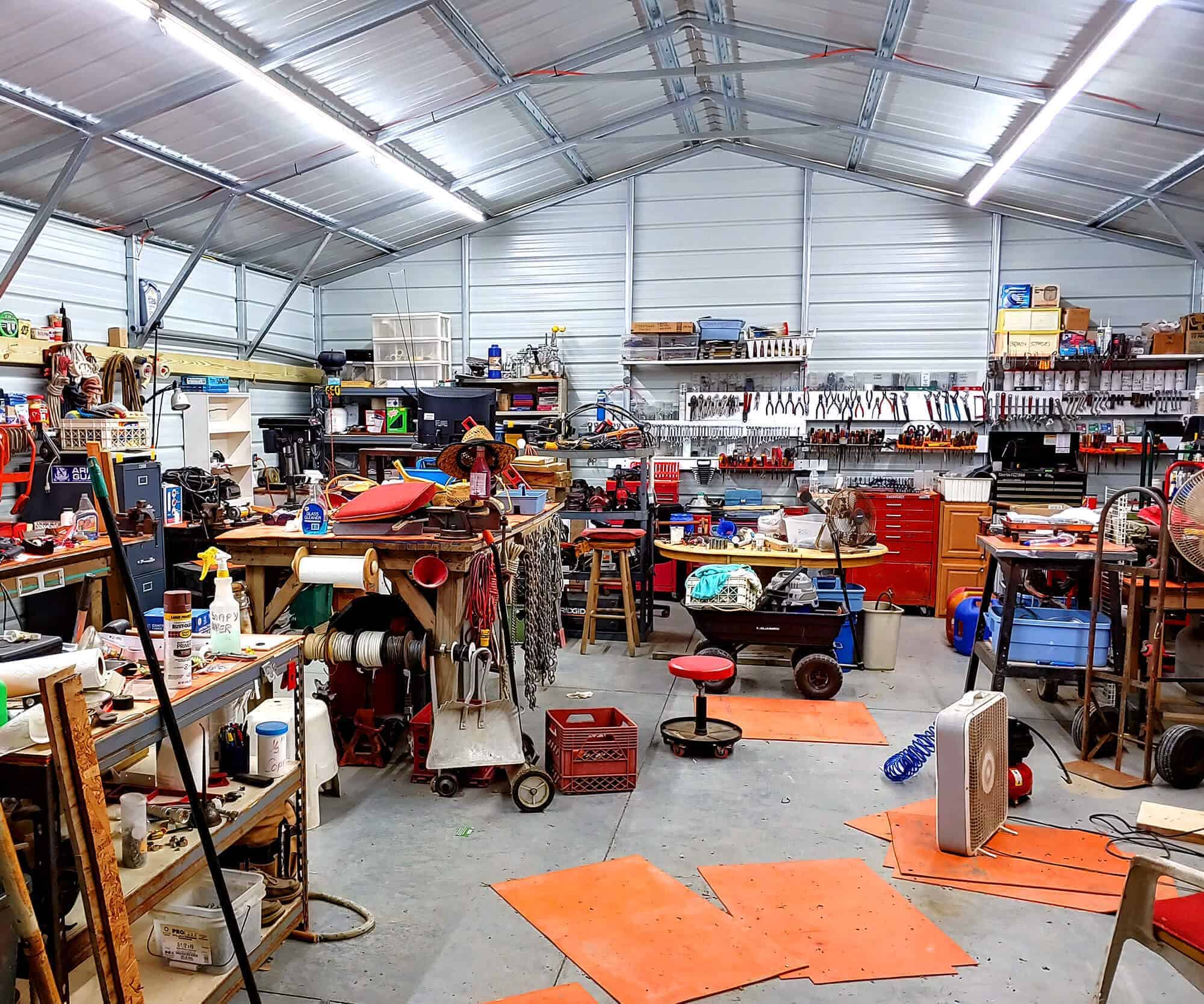 25 Things You will Find in EVERY Garage