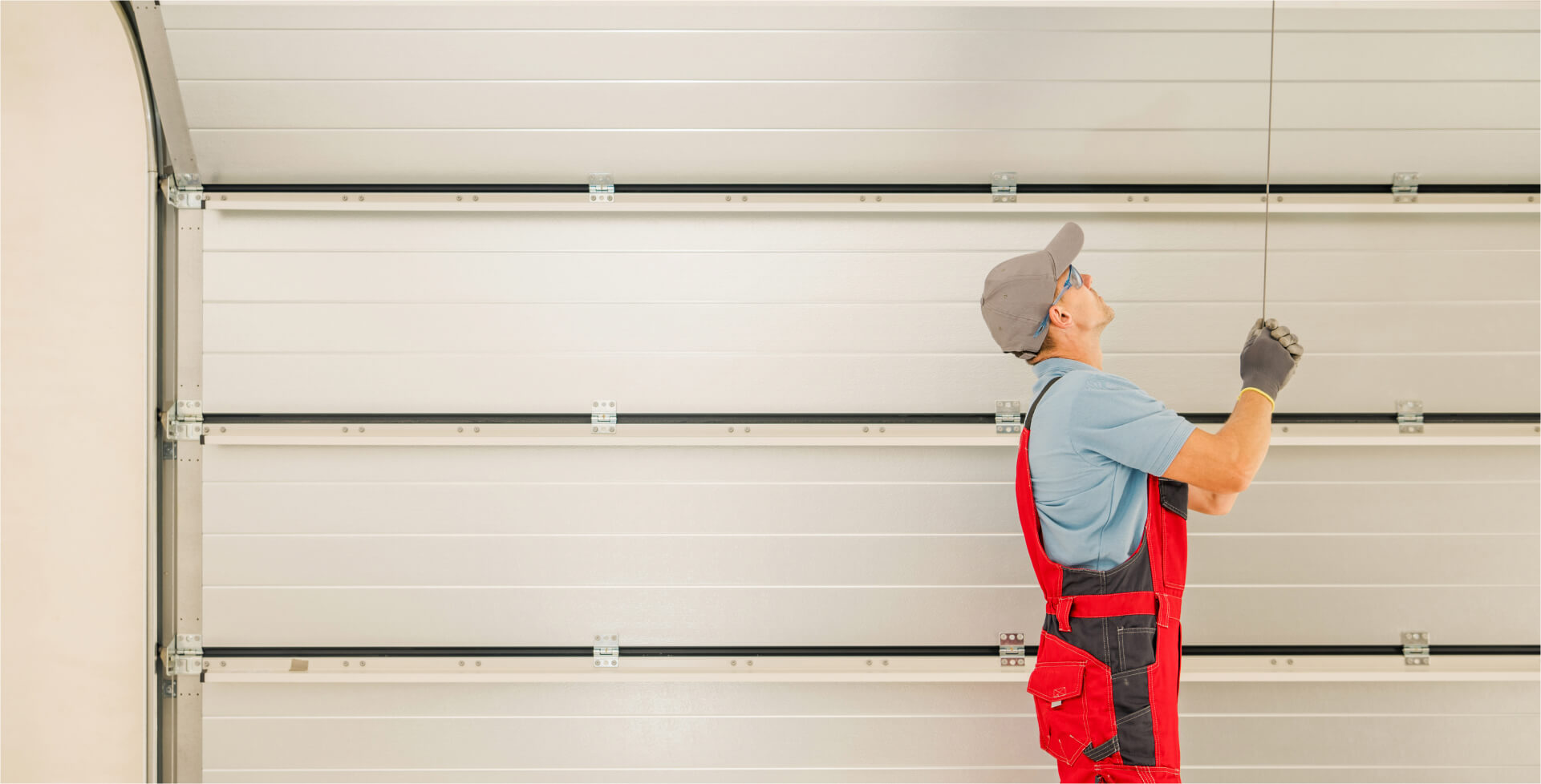 How To Build a Garage From Scratch: The Full 9-Step Guide